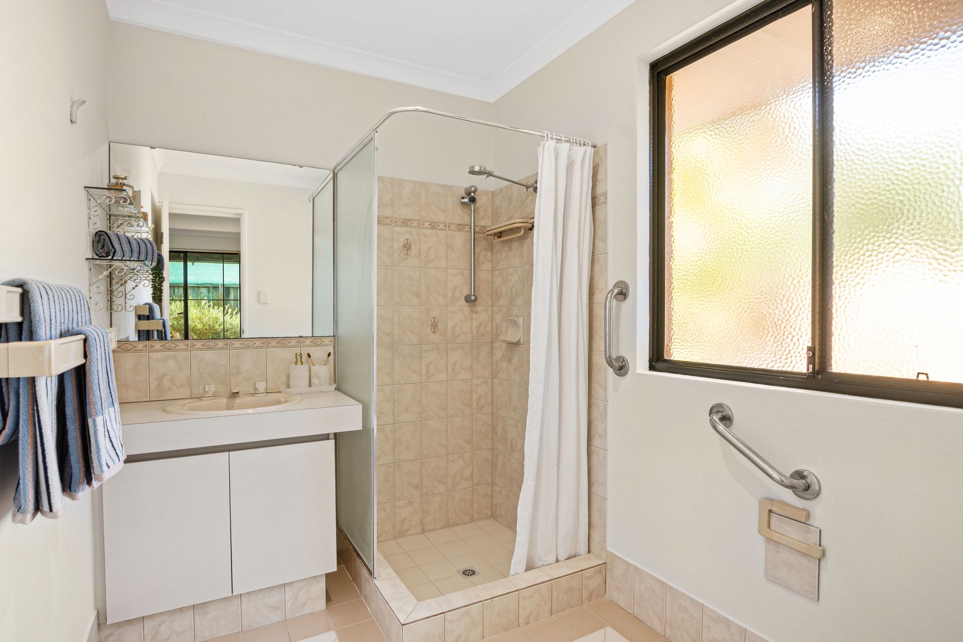 34 Banrock Drive, The Vines WA 6069 | HKY Real Estate